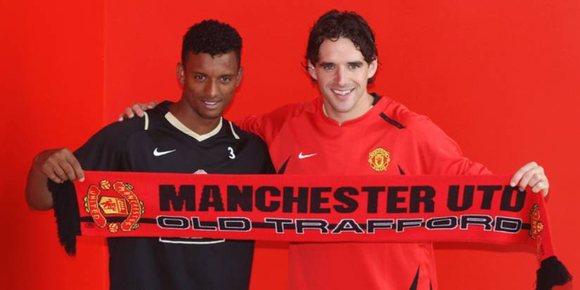 Who has played for both Manchester United and Manchester City?