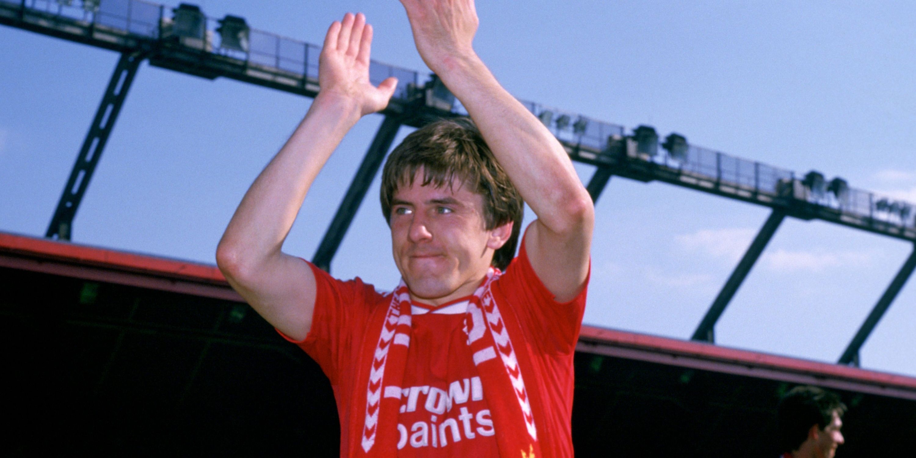 The top 10 Liverpool players to wear the No 7 shirt (ranked)