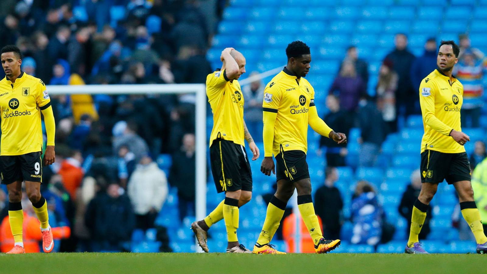 Aston Villa: Sherwood's "slack" signing cost £1.4m per clean sheet