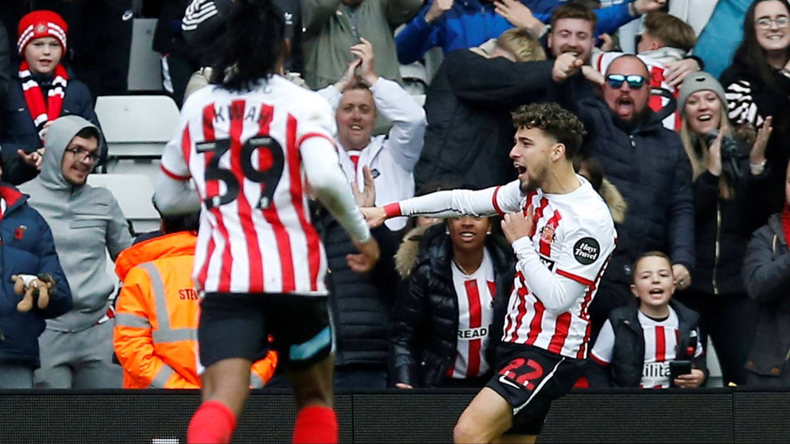 Sunderland's 4/10 star was Beale's real villain v Rotherham alongside ...