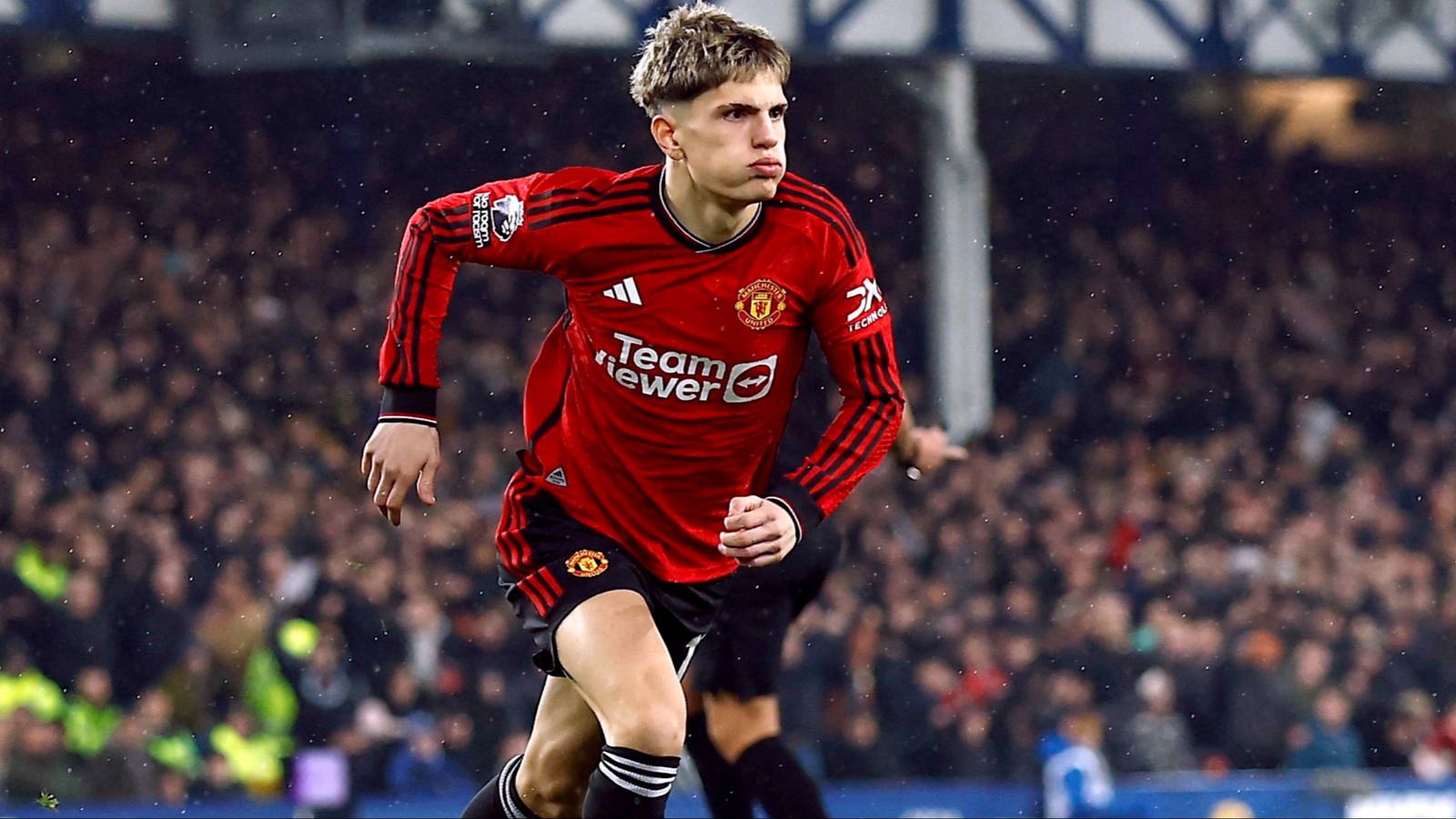 Man Utd could land dream Garnacho partner in £34m "handful"