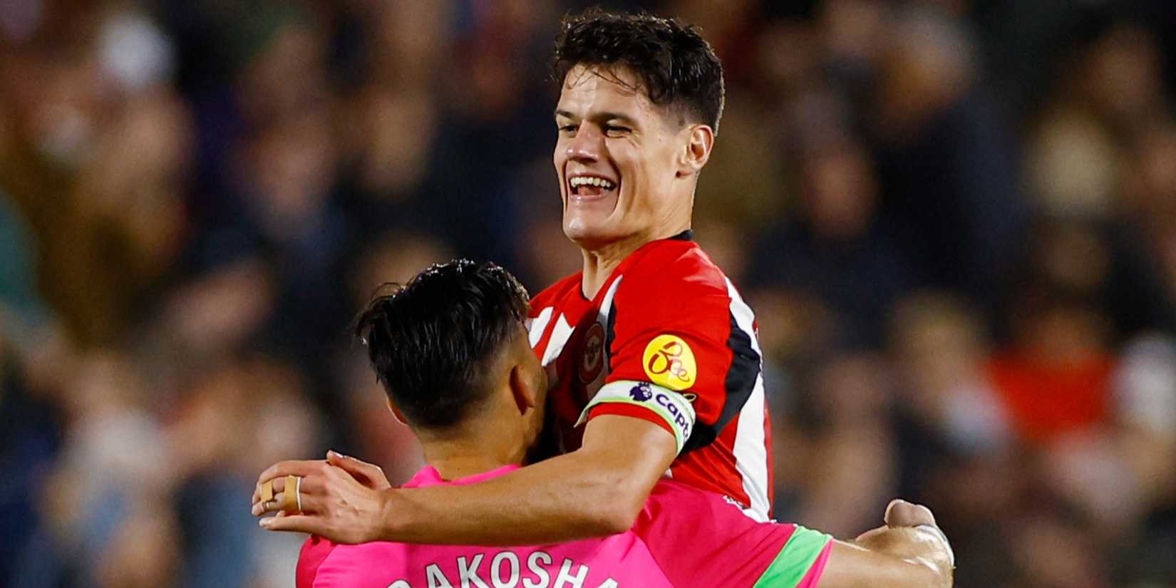 Arsenal plot "shock" move for Premier League captain who "goes under ...