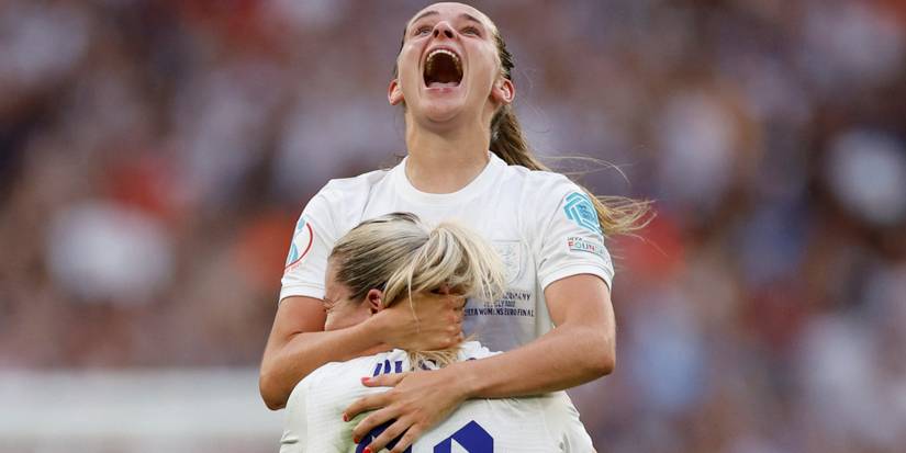 Ella Toone - partner, salary, age, net worth, stats, height, TikTok & more