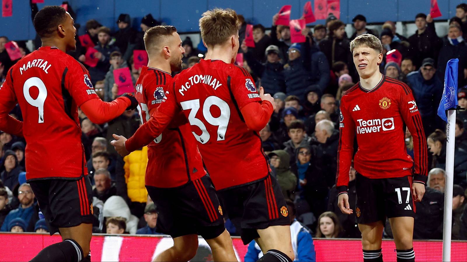 Man Utd may extend "world class" talent's deal just to sell him for cash
