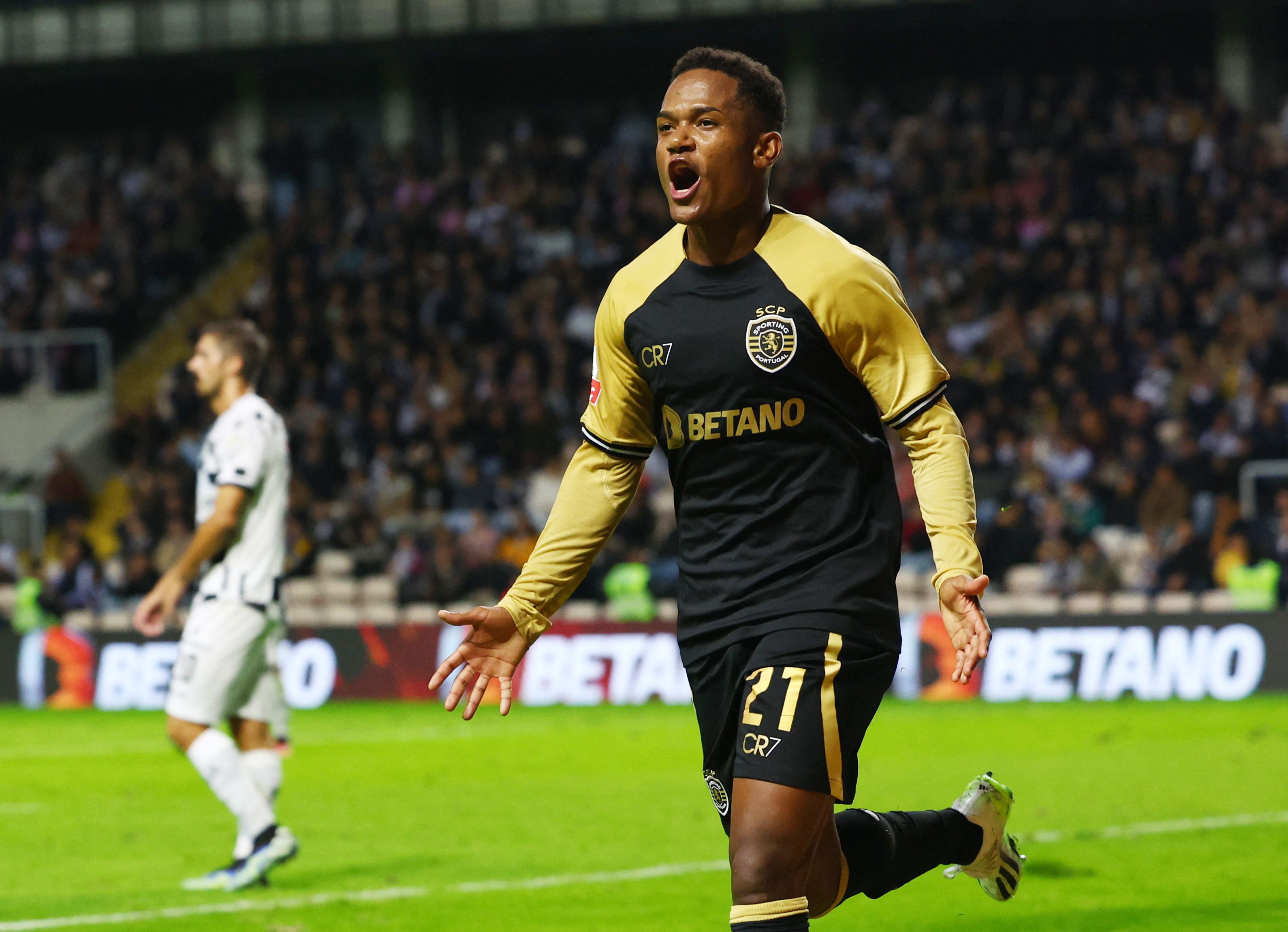 Tottenham keeping tabs on left-footed forward also wanted by Arsenal