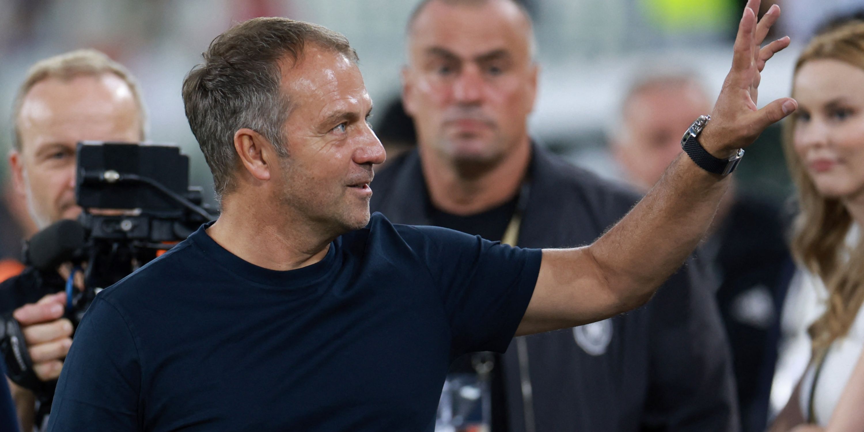 Man Utd could turn to "outstanding" 58 y/o as an ideal Ten Hag replacement