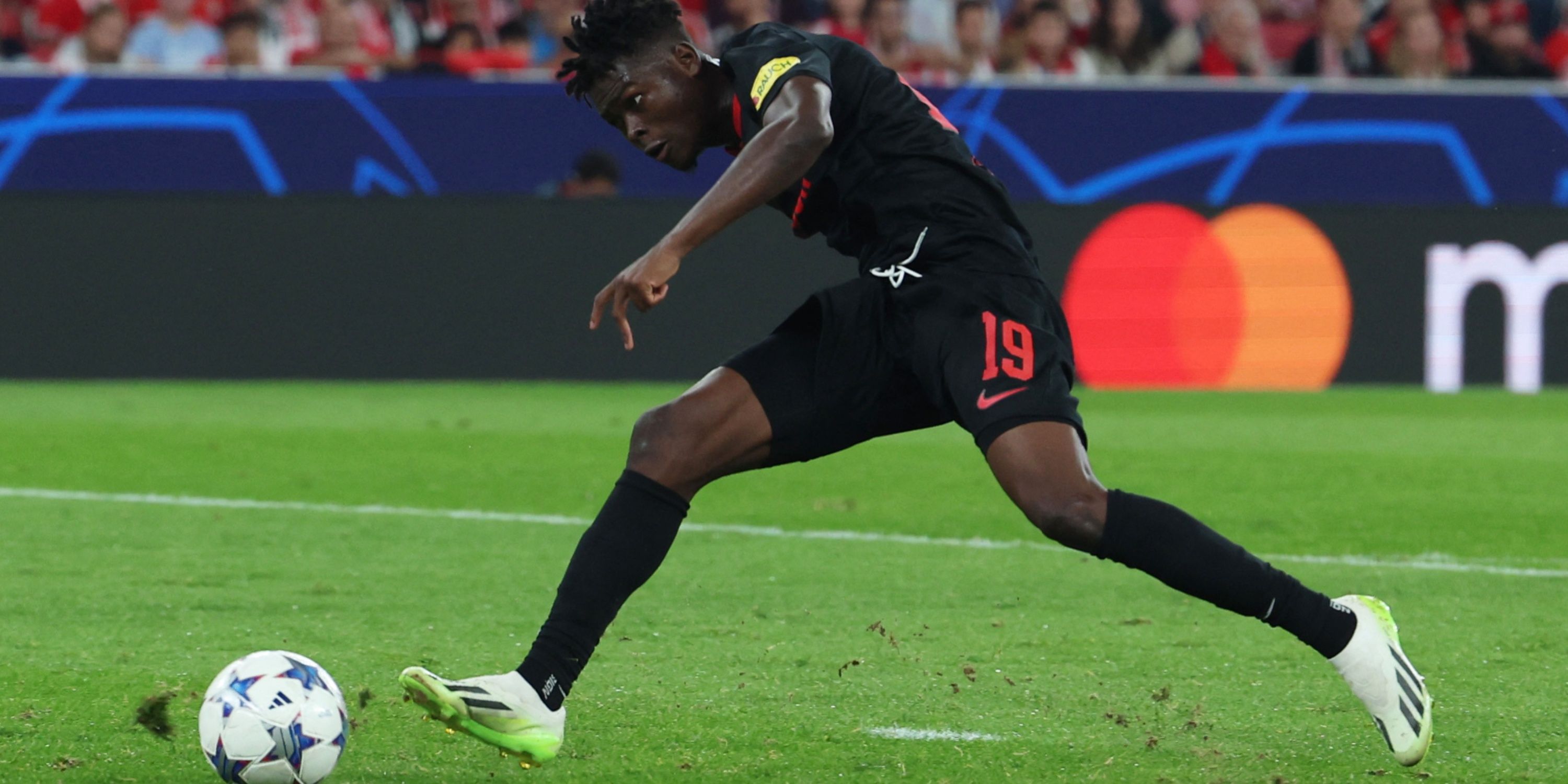 Crystal Palace targeting "exciting" striker who's starred for title-chasers