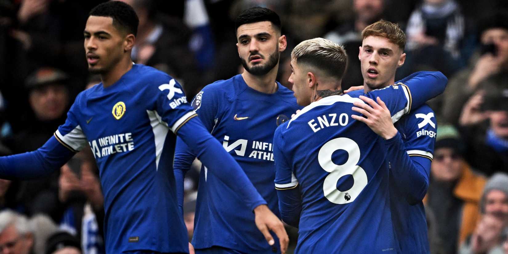 Wolves have concrete interest in "fast" and "strong" 22-year-old striker