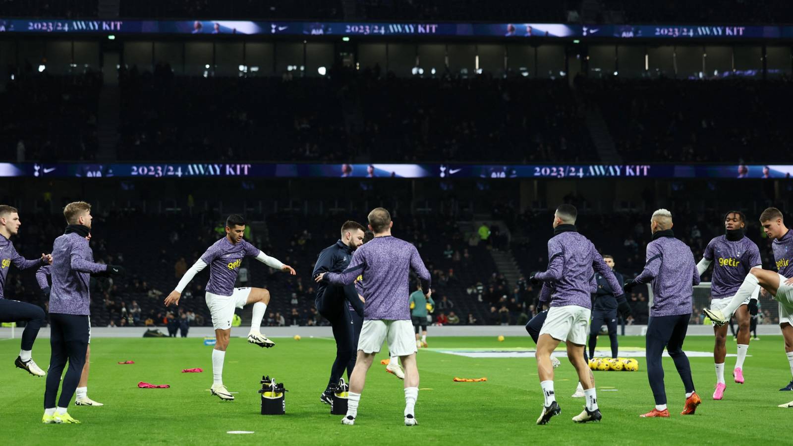 Young defender now impressing Tottenham staff behind-the-scenes in training