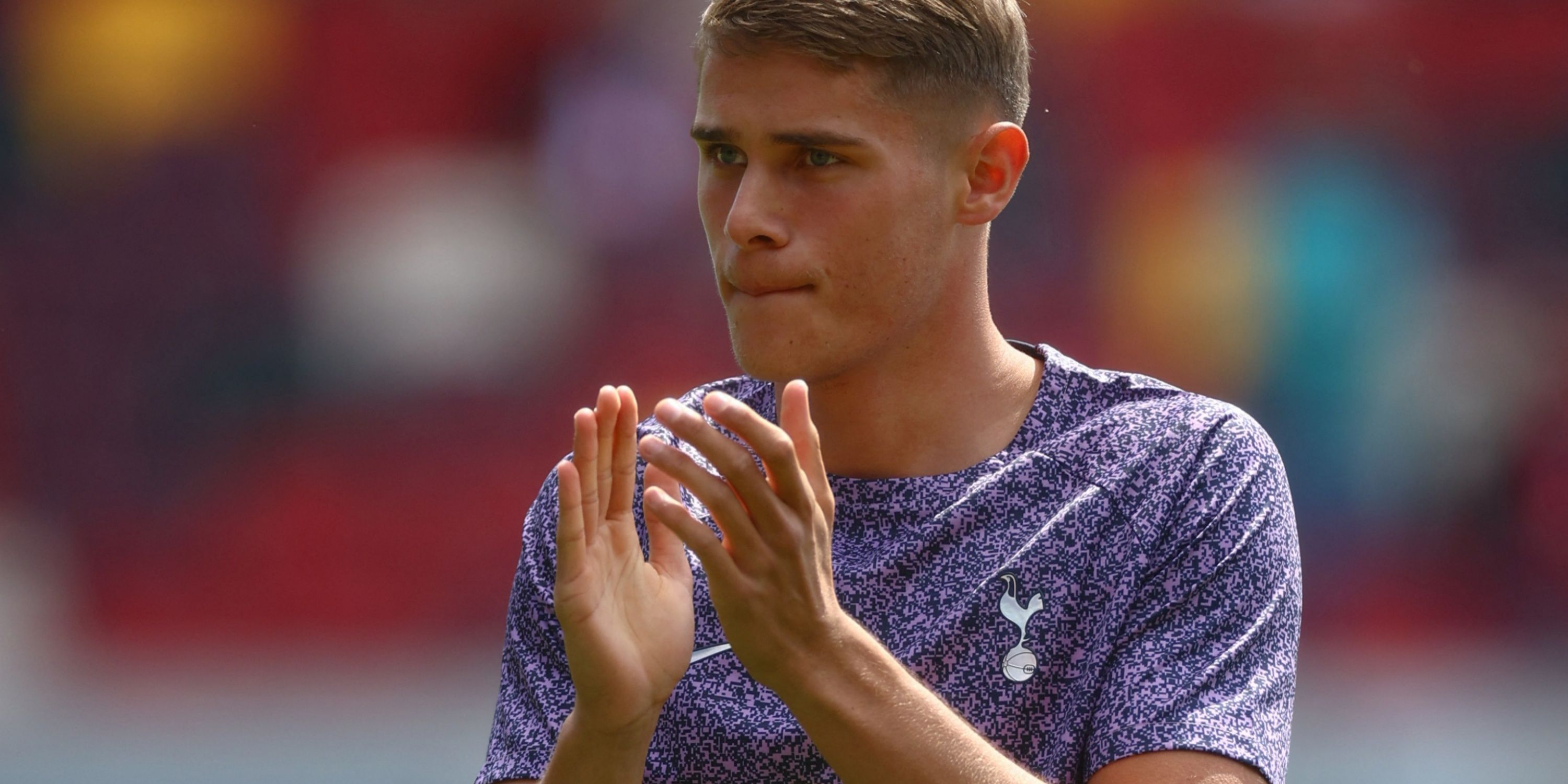 Top 10 Fastest Football Players in the World in 2024 (Ranked)