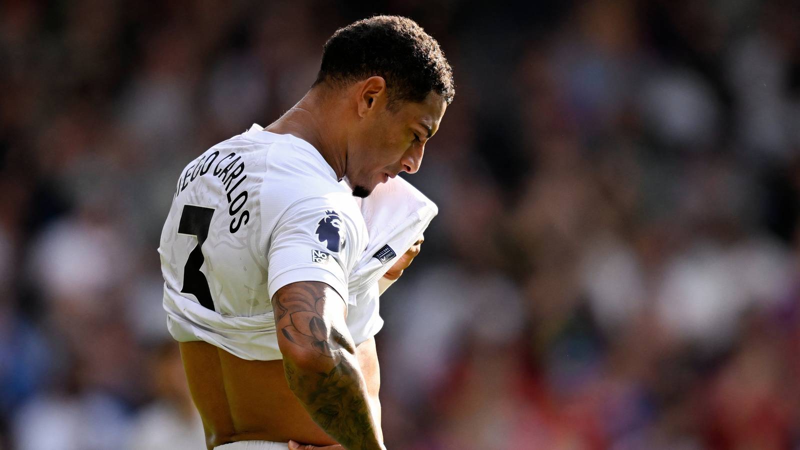 Medical booked: Aston Villa closing in on "highly talented" Carlos upgrade