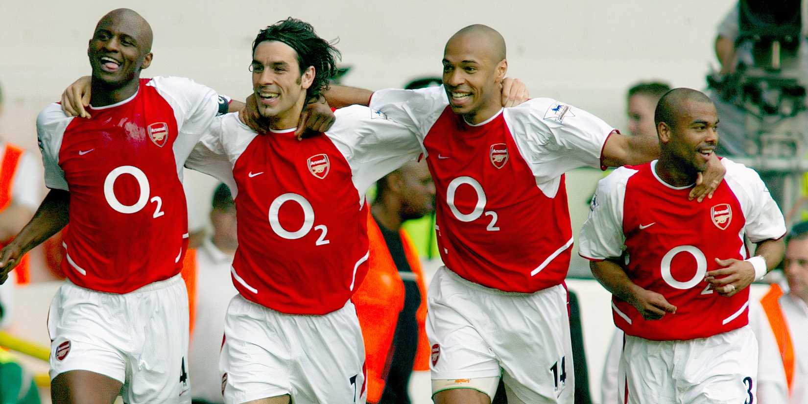 The longest unbeaten runs in English top-flight football