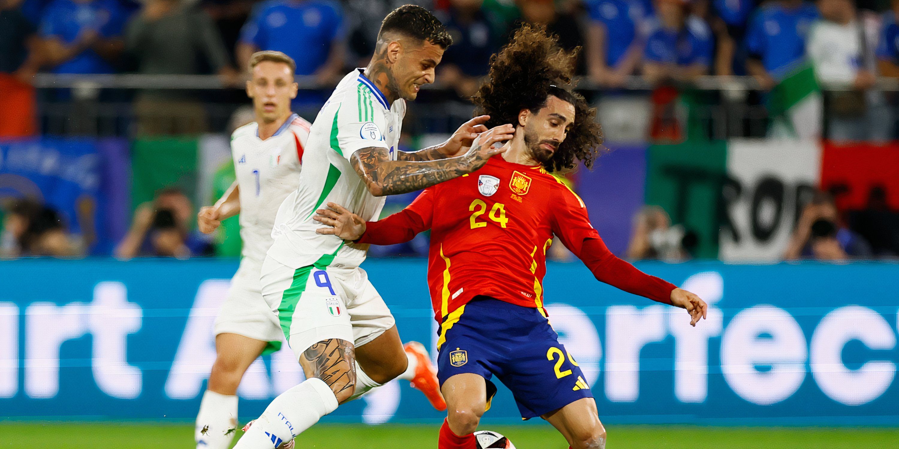 Cucurella will love him: Chelsea want to sign £50m "speed demon"