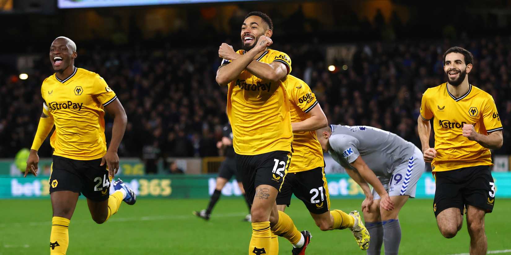 Wolves could finally replace Jimenez by signing "the real deal"