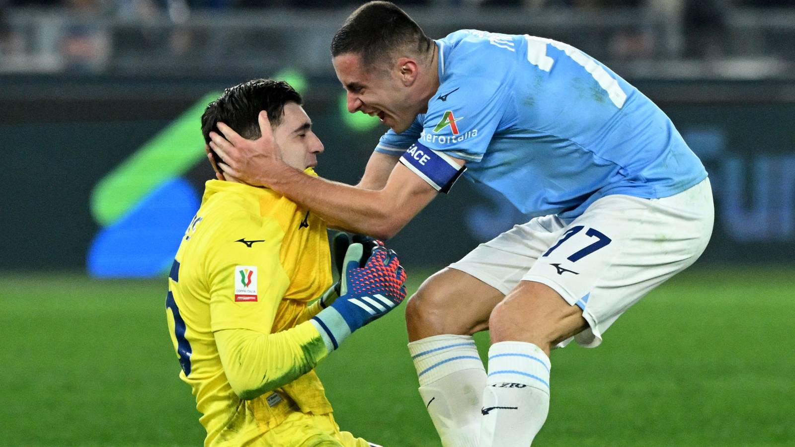 "Strong" Wolves target asks to leave in January amid offer from Fosun