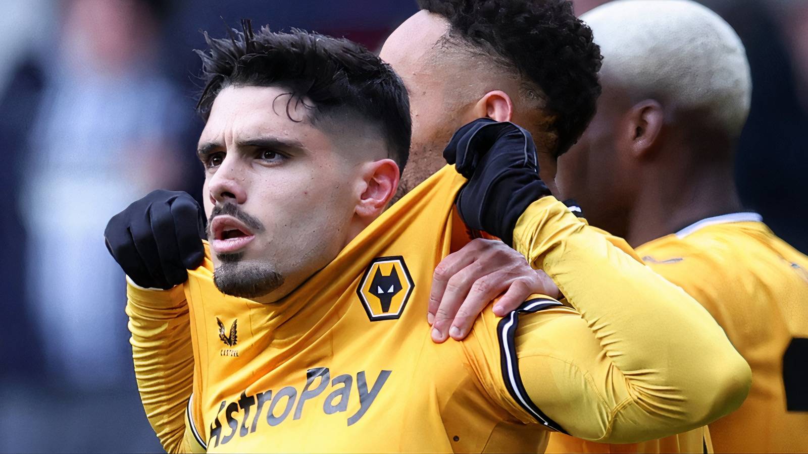 He can help fill the Neto void: Wolves looking to sign "special" £50m star