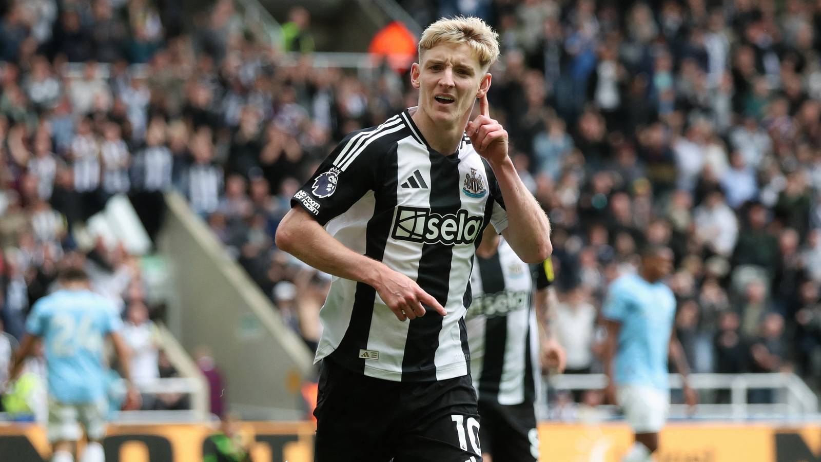 Update on Anthony Gordon's injury before Newcastle vs Chelsea in EFL Cup