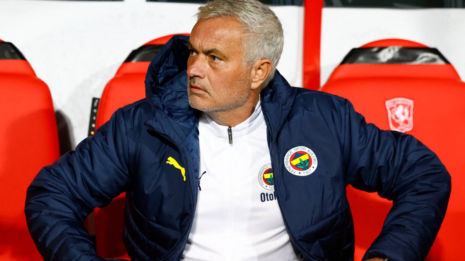 Mourinho relishing chance to get Ten Hag sacked from Man Utd after update