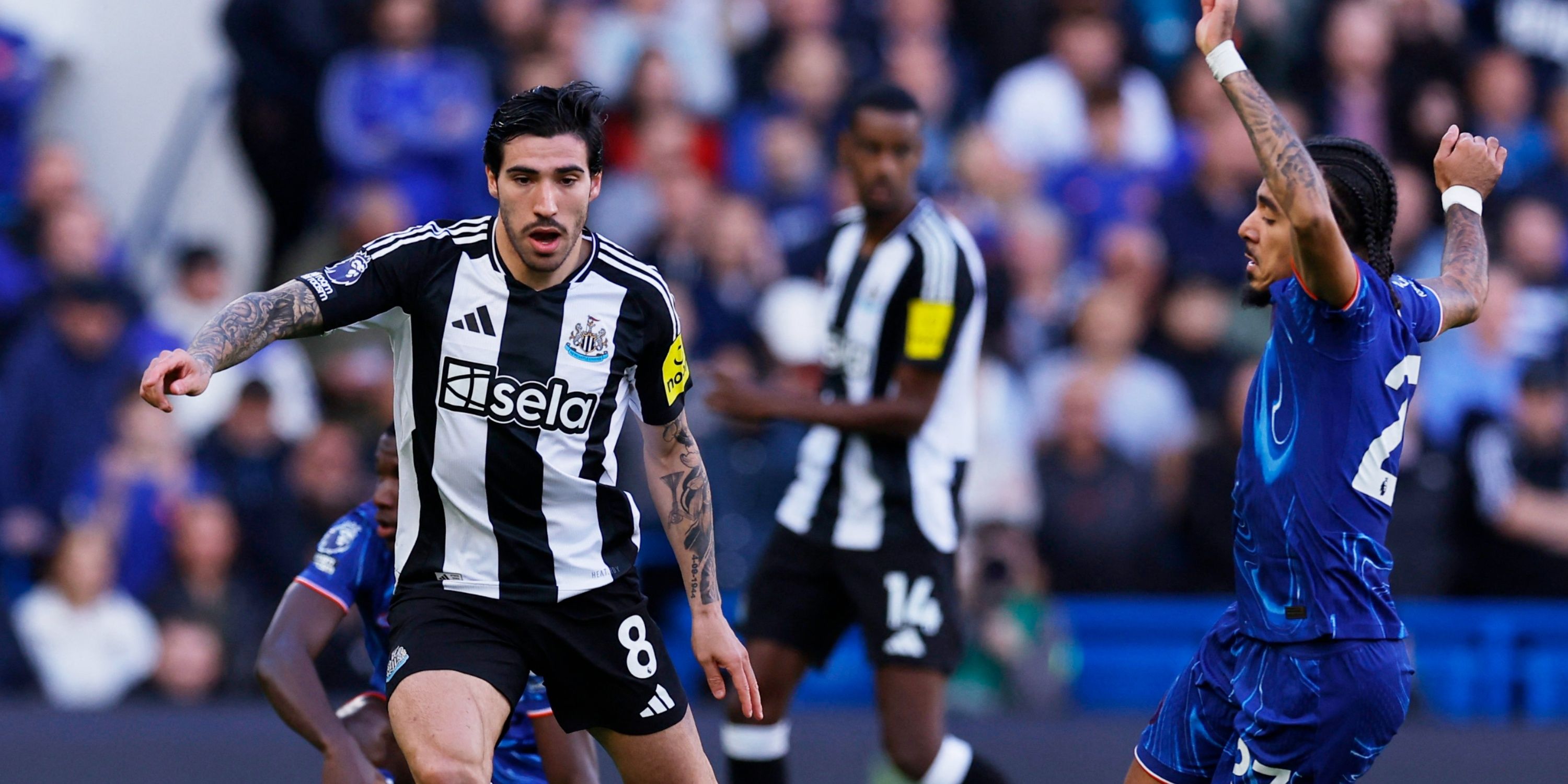 Fewer touches than Pope: Howe must drop Newcastle dud after 4/10 display