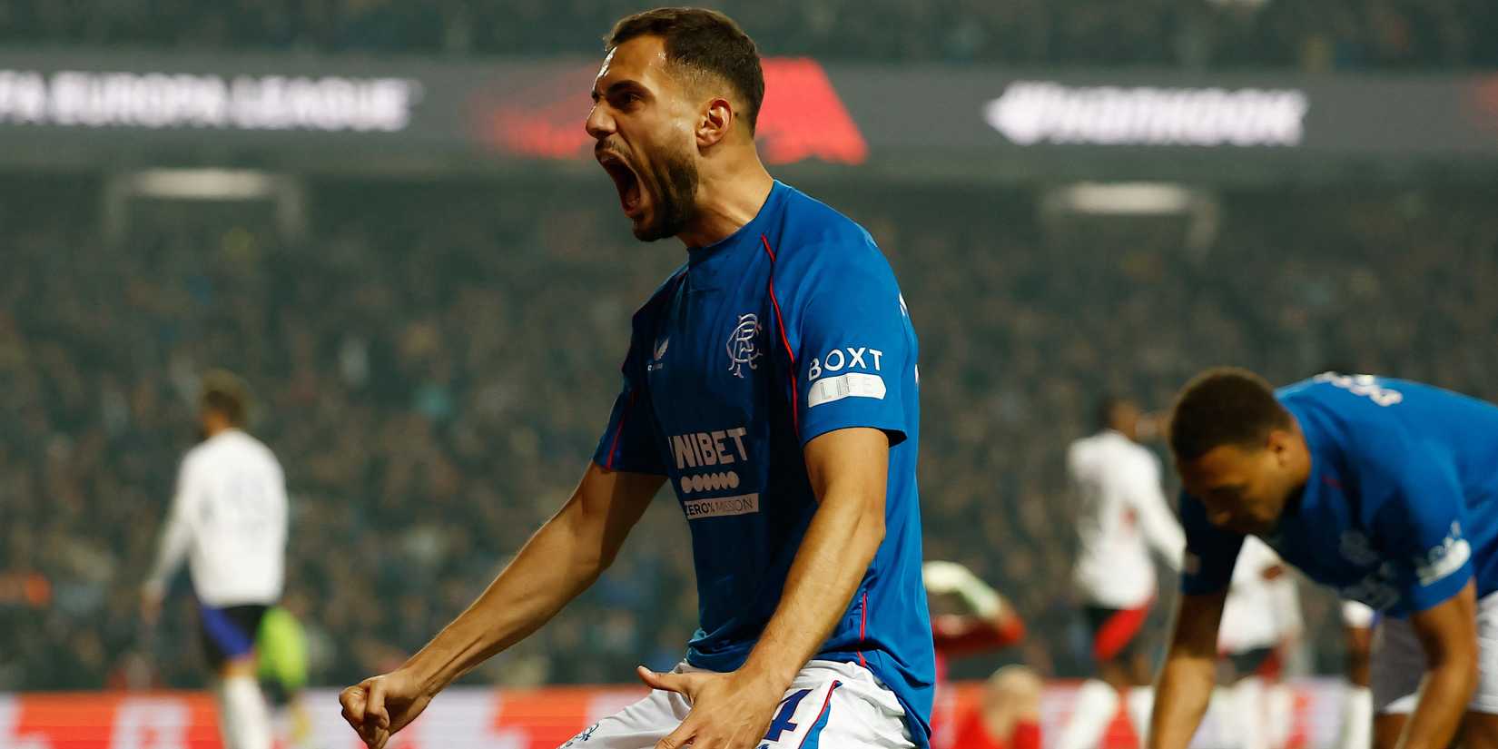 Rohl could sign dream £5m Dowell replacement in "huge coup" for Rangers