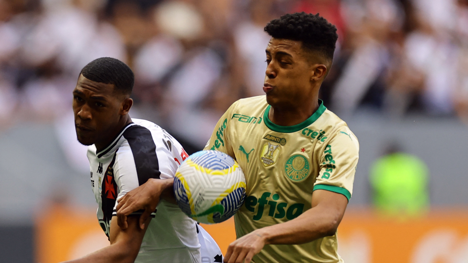 Liverpool ready to sign "powerful" ace who has been compared to Adriano