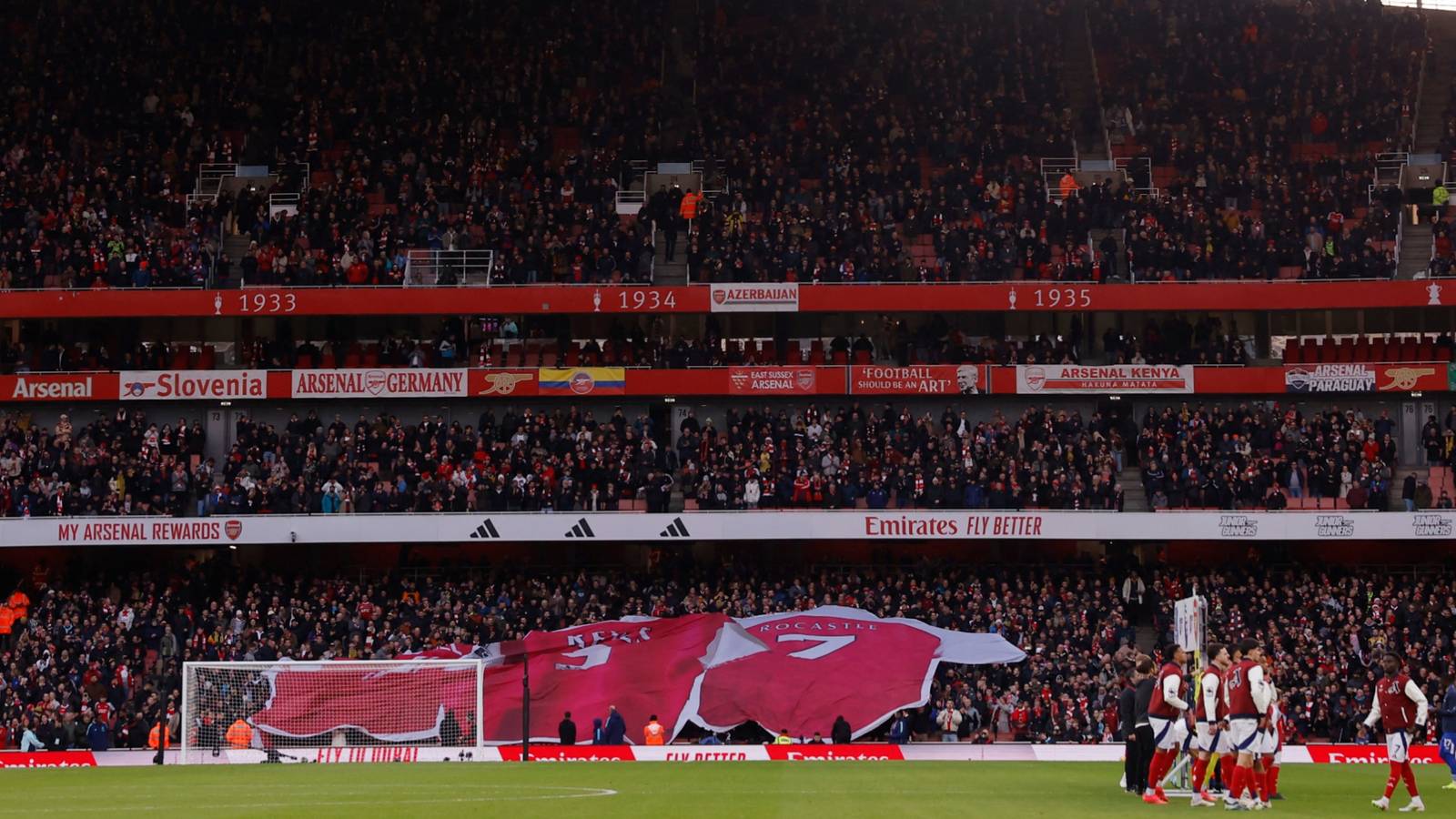 Arsenal board members now championing £150m star as top striker target