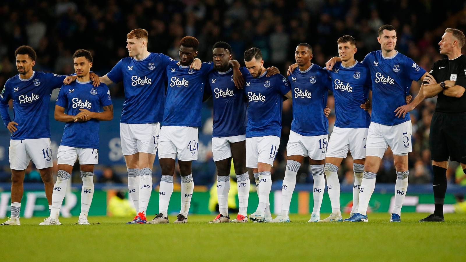 Everton now in talks over selling "hard-working" £50k-p/w player in January