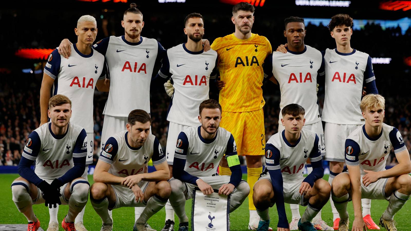 Club tell £30m "machine" he can leave after his talks with Tottenham