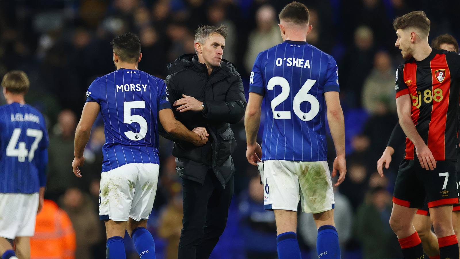 Ipswich star who lost the ball 11x should never have lasted 90 minutes