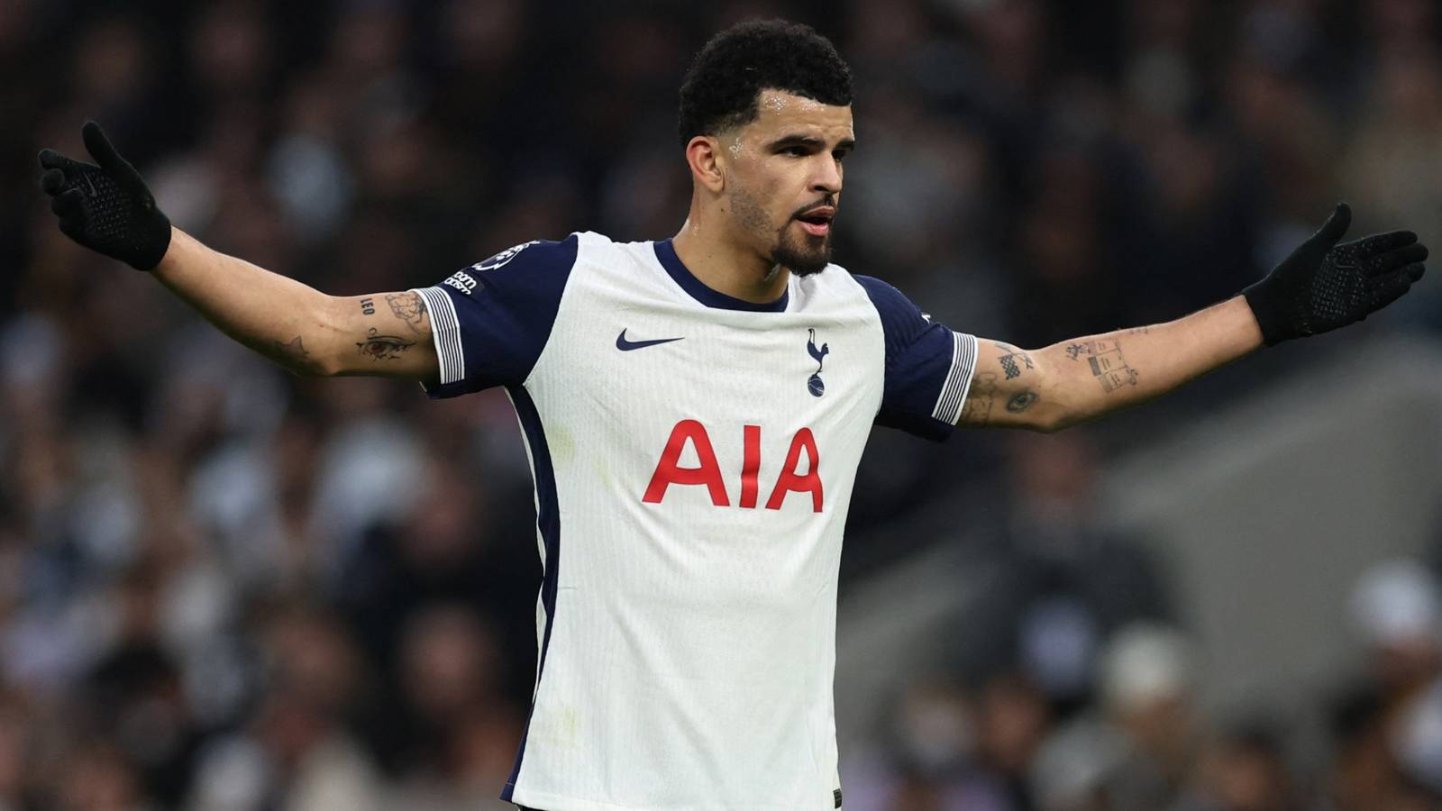 Spurs target unreal Solanke upgrade in "one of the best CFs in the world"