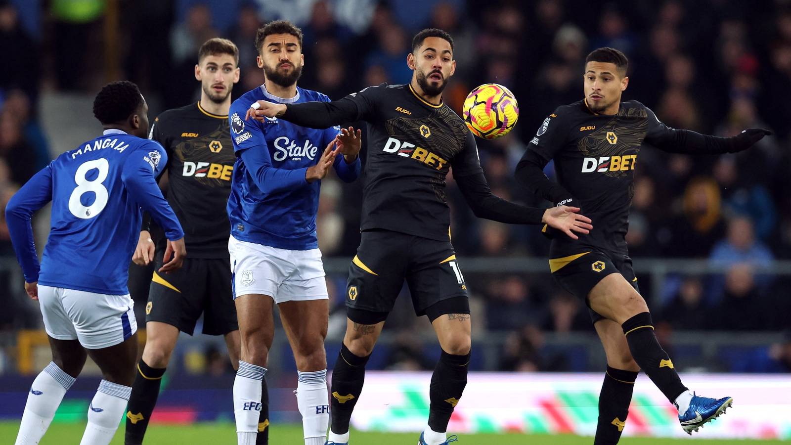 Everton close to losing "excellent" 100k p/w star as first move initiated