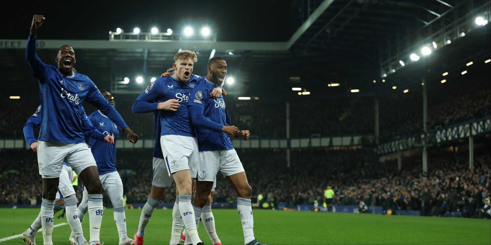 Dream Branthwaite replacement: Everton in talks for "incredible" talent