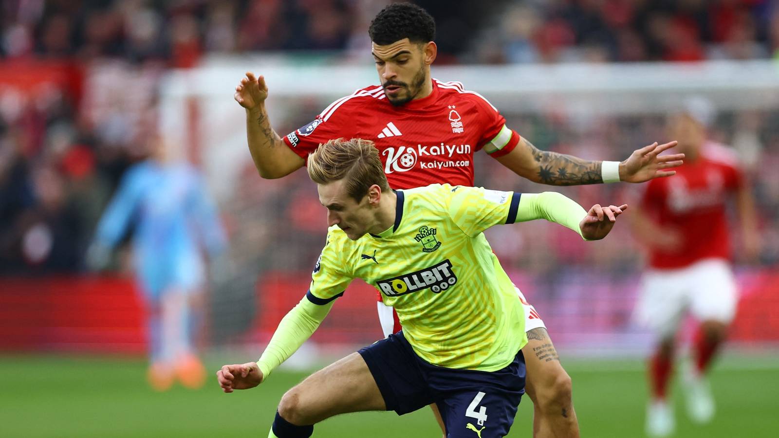 Ipswich make late approach for "monstrous" £30k-p/w Premier League player