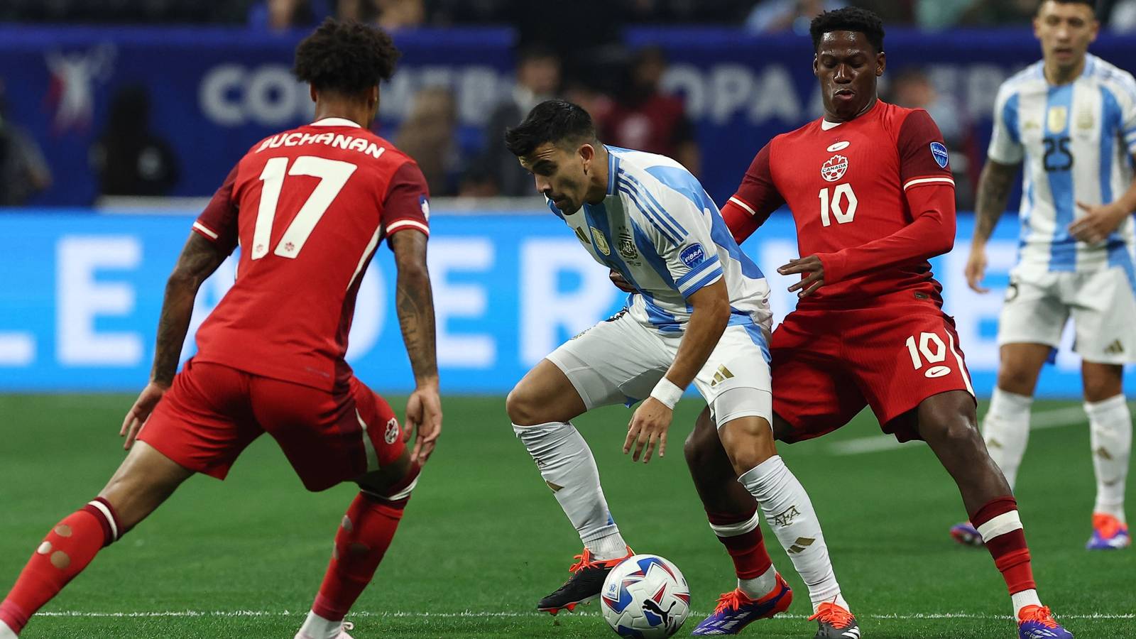 Spurs ready to fight for "amazing" striker with six UCL goals this season