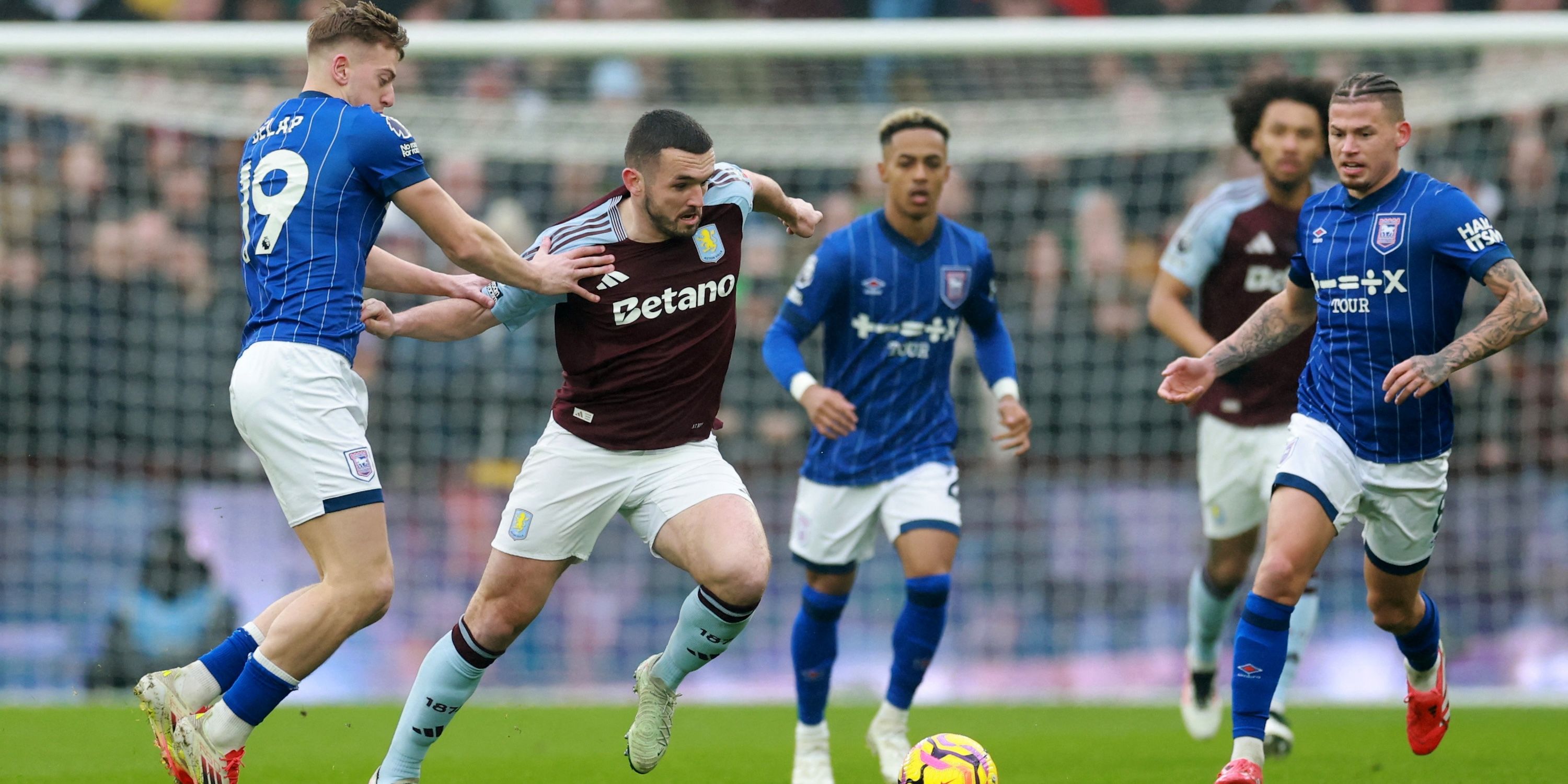 "Brilliant" 31-cap international could now be set for summer move to Leeds