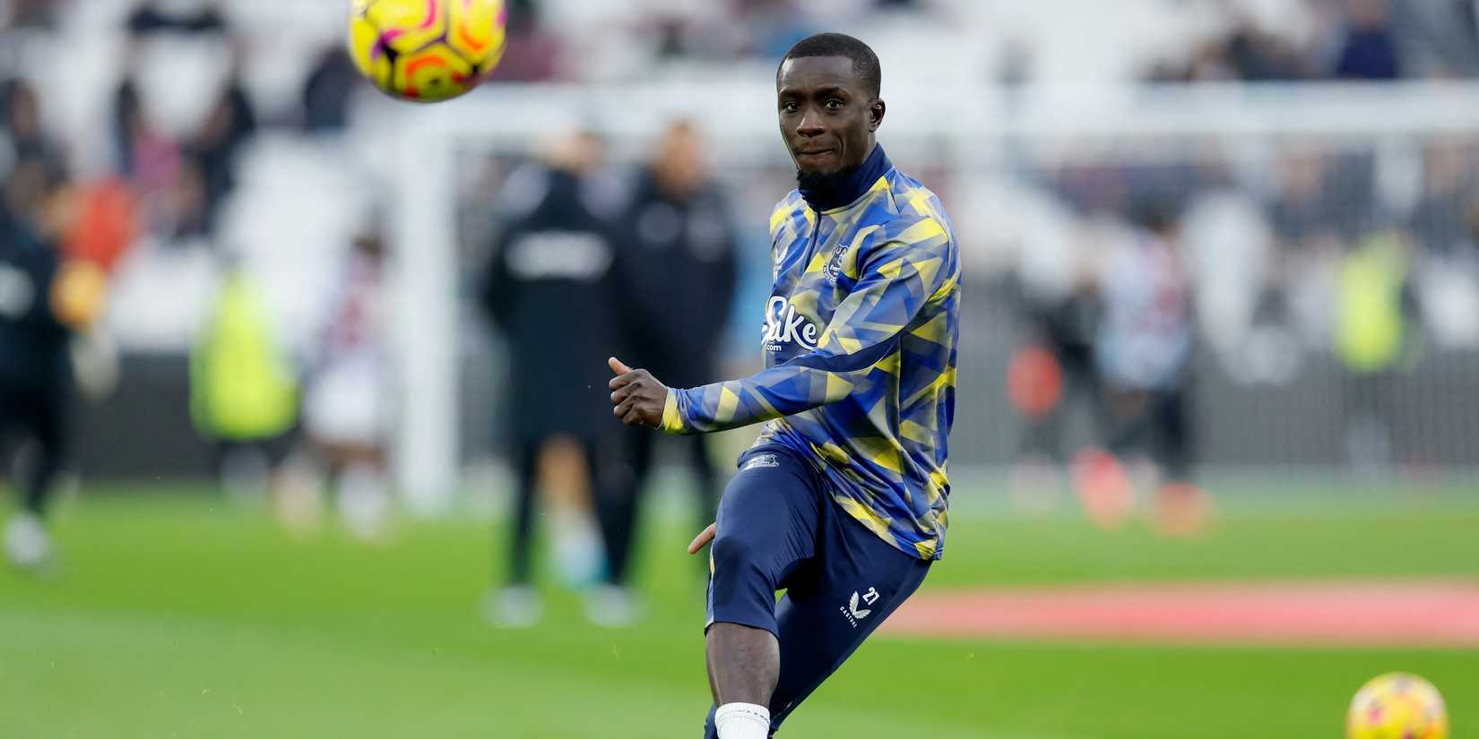 Everton ready to replace £120,000-a-week star with key January signing