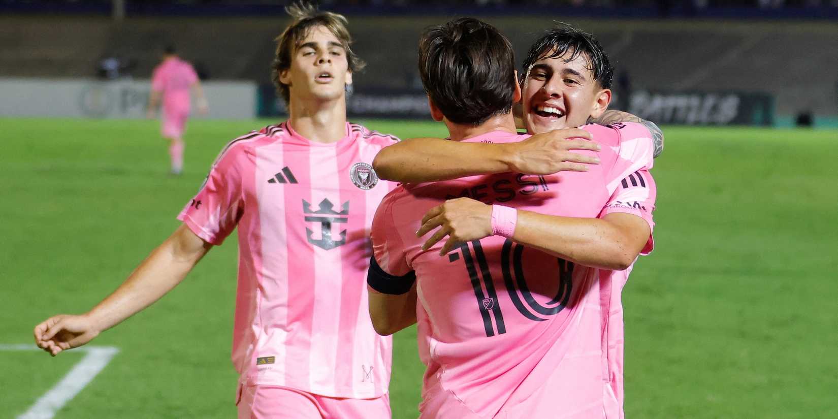 Tottenham interested in signing relentless midfielder who Messi "loves"