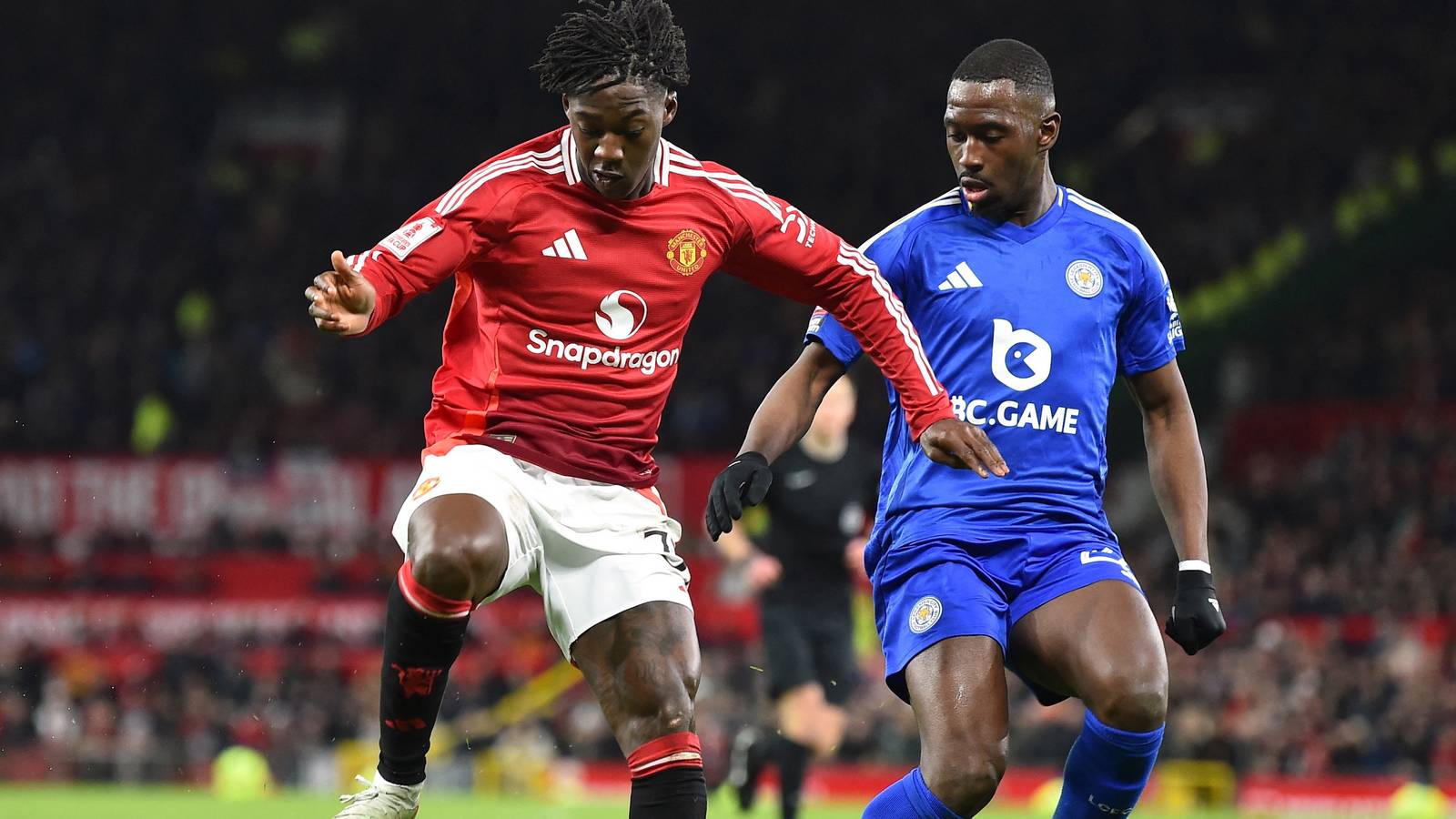 Man Utd now eyeing "deep-lying playmaker" signing to replace Mainoo's role