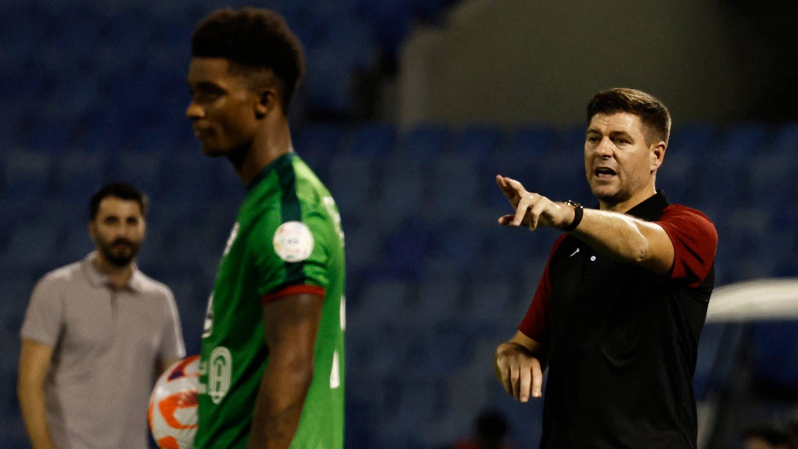 Steven Gerrard now demands one thing from Rangers before taking Ibrox job