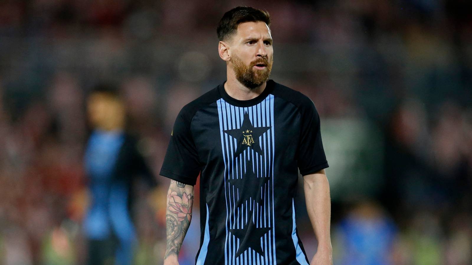 Chelsea now racing Barcelona for midfield maestro likened to Lionel Messi