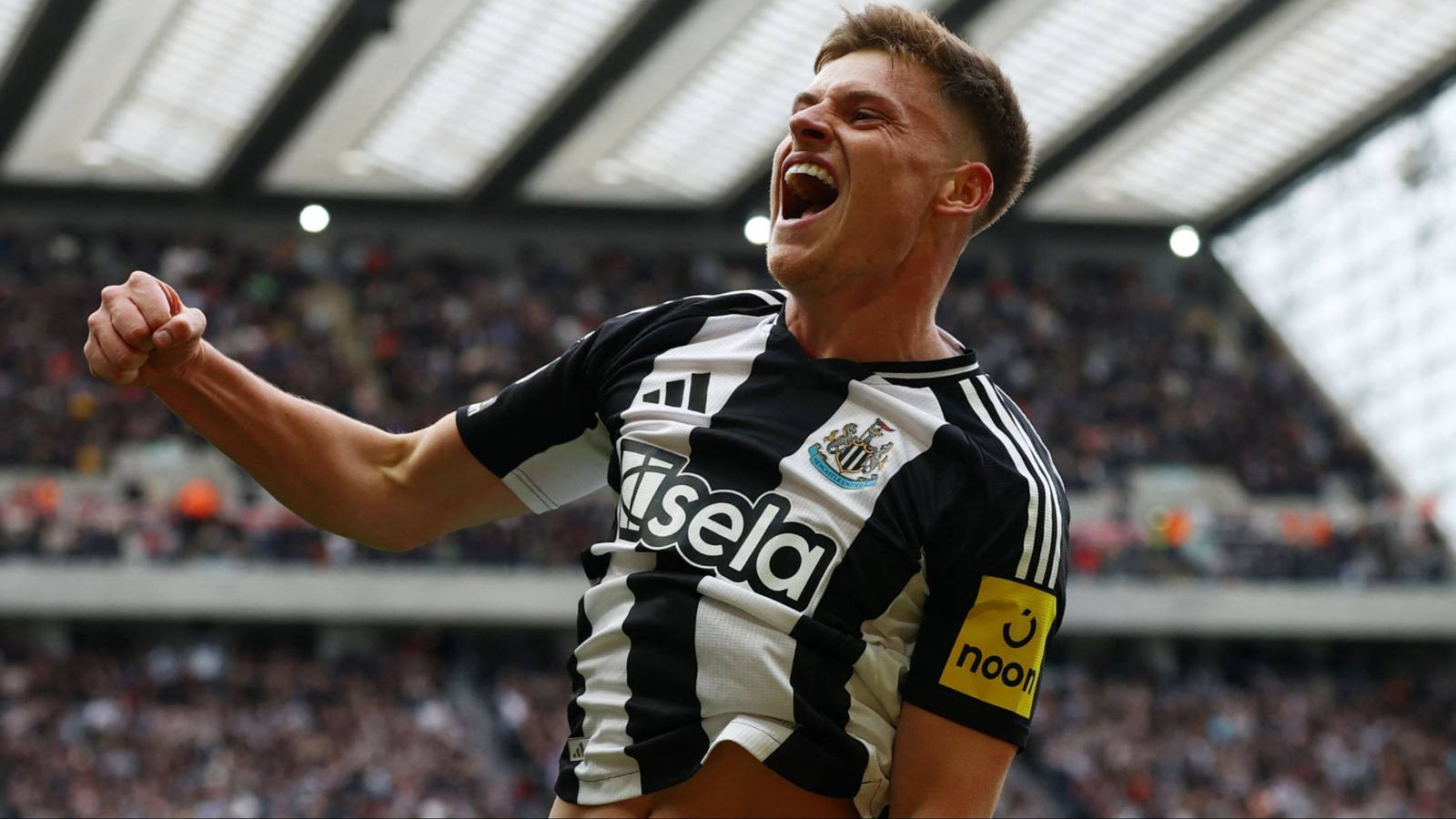 Newcastle eyeing hijack of £160k-a-week star whose agent represents Barnes