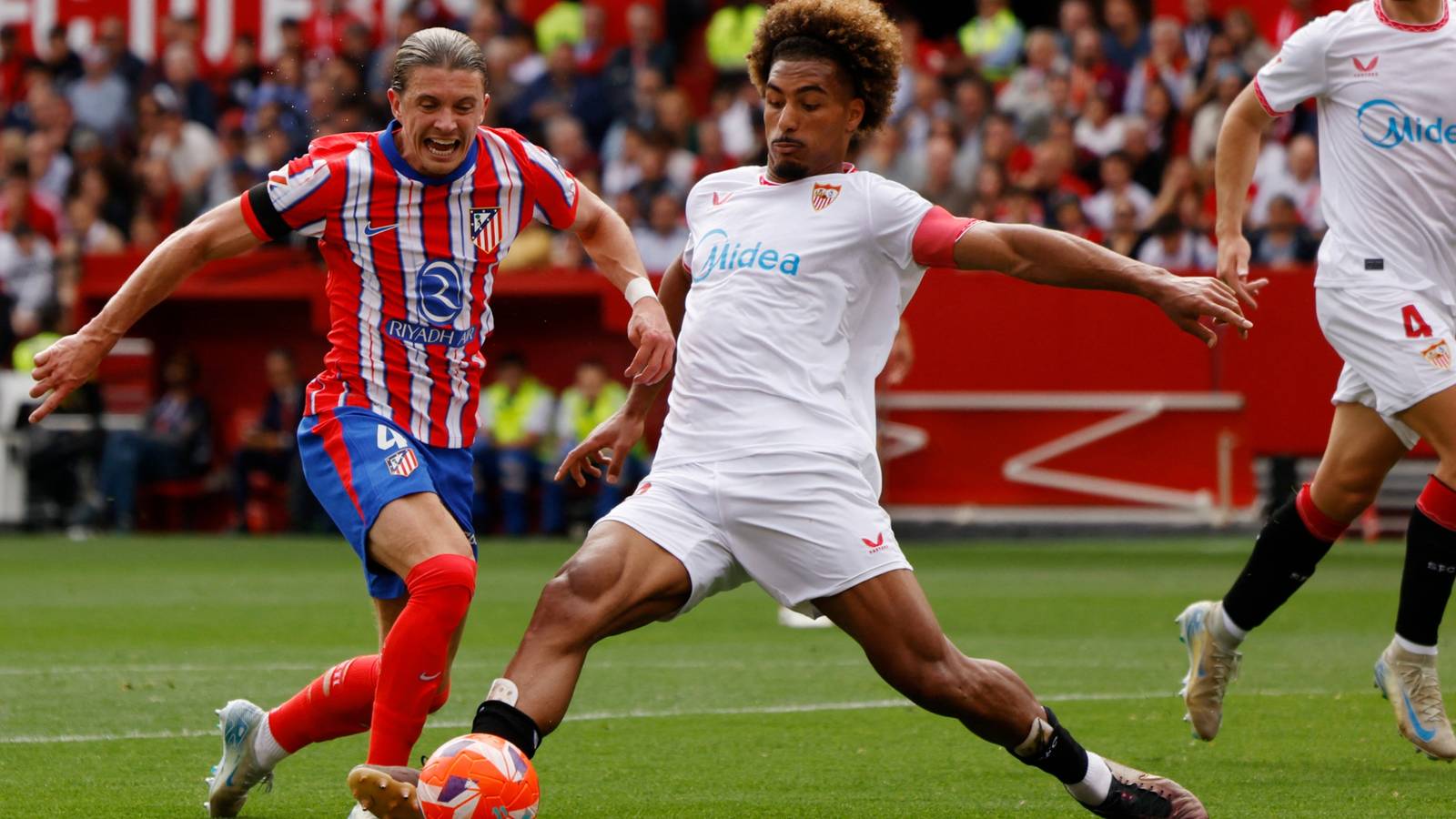 Dream Bade alternative: Sunderland ready bid for £22m star after Xhaka