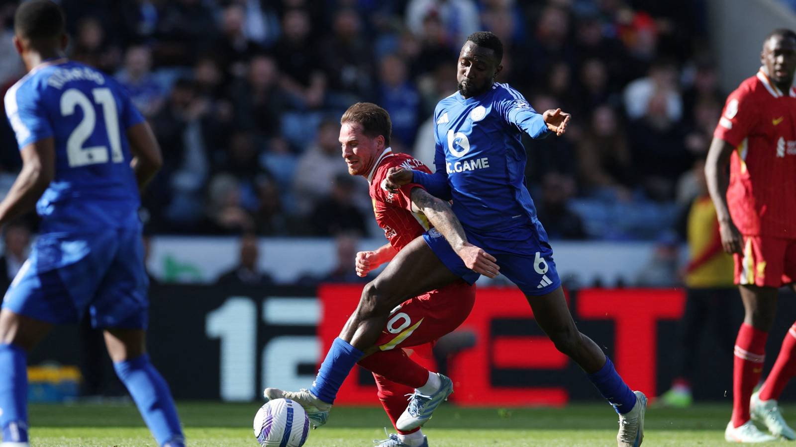 TFG are fans: Everton chasing cheap deal to sign "incredible" relegated ace