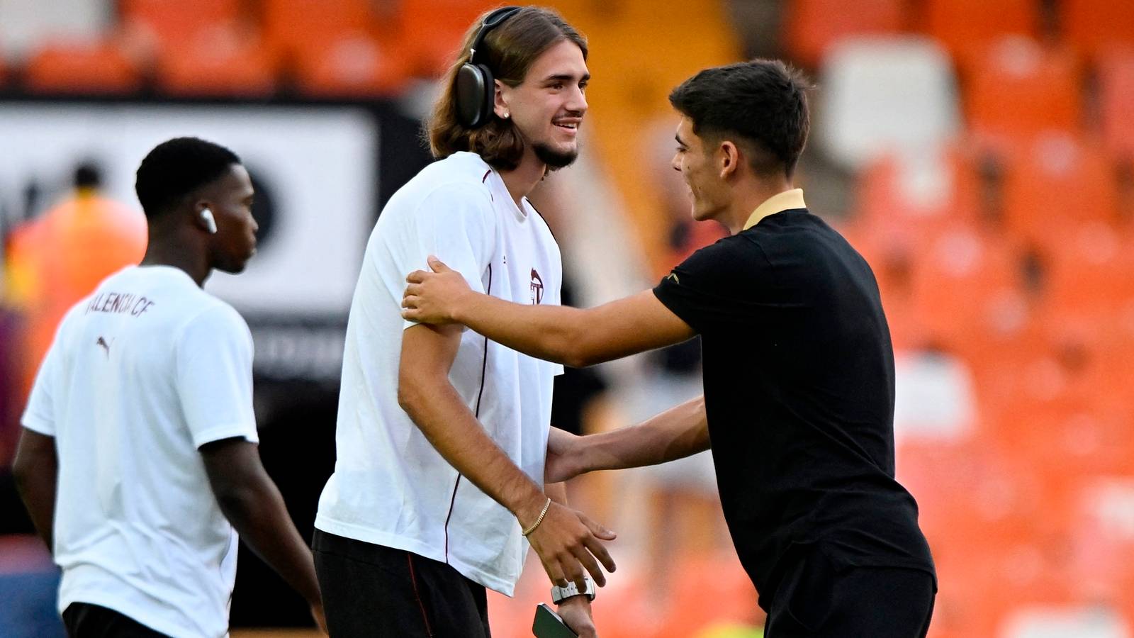 Talks held: Arsenal open negotiations to sign "amazing" 20 y/o wonderkid