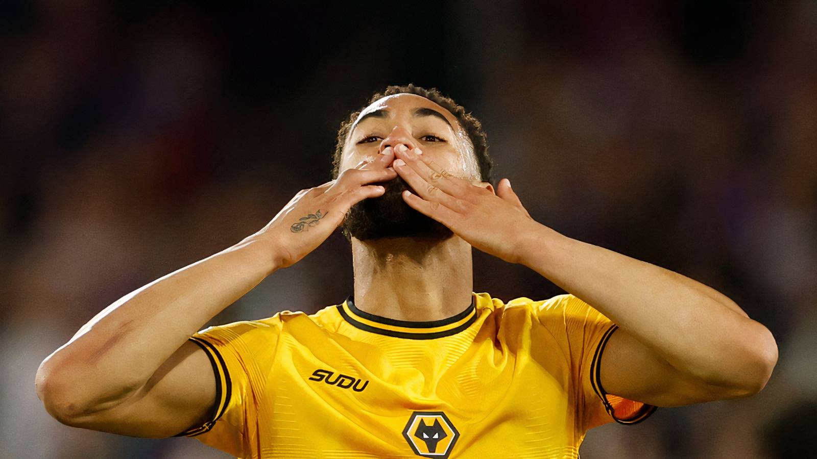 Wolves closing in on last-gasp signing who could be Edwards' very own Cunha