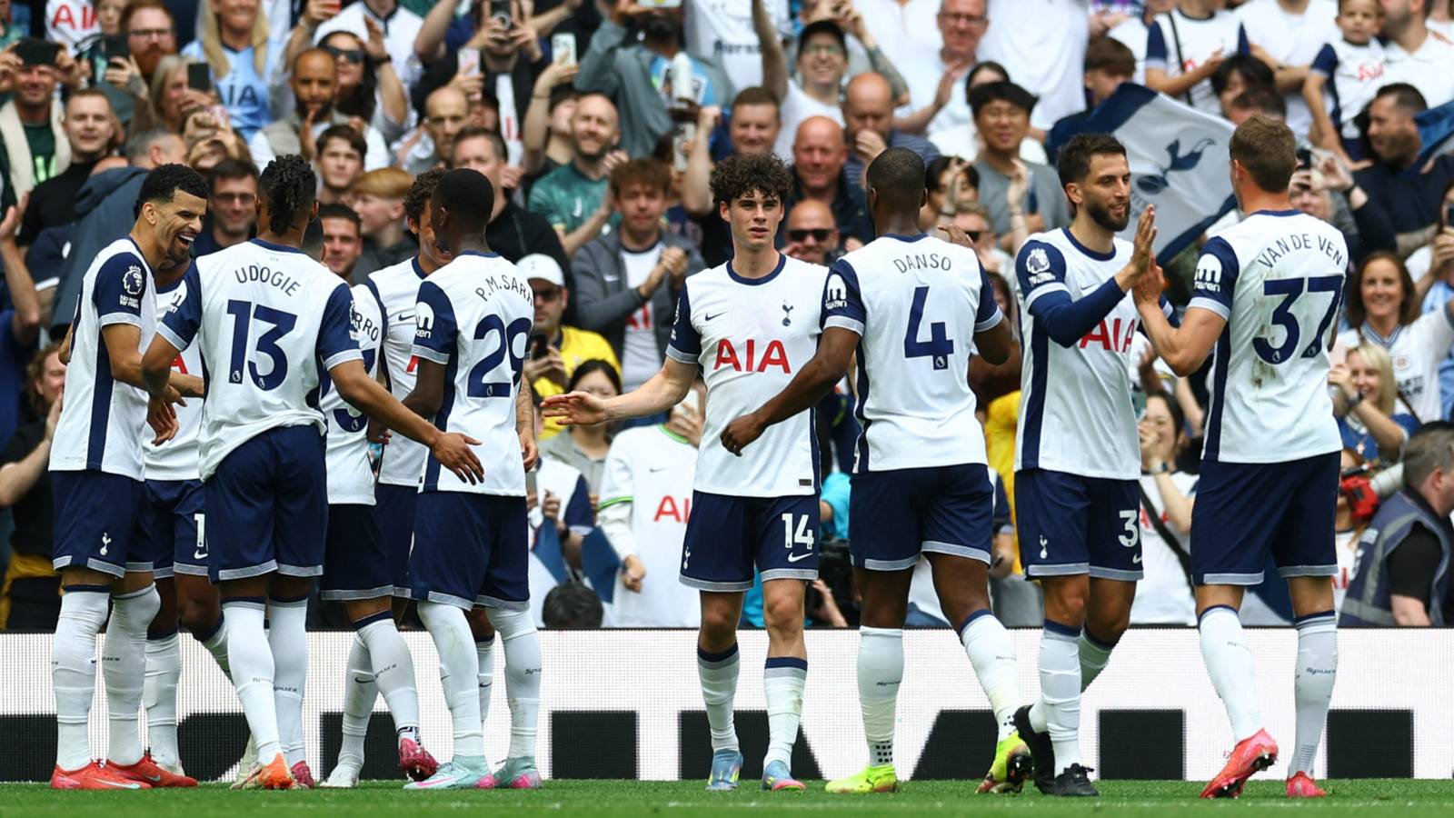 Levy spends £200m+ on new signings: AI predicts Tottenham's 2025/26 line-up