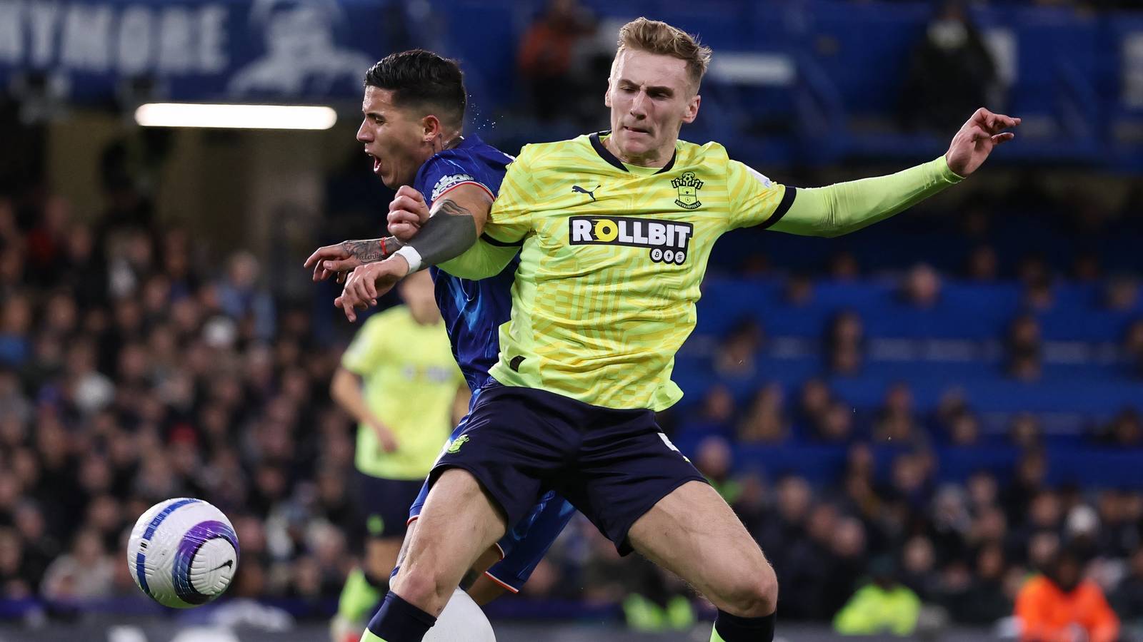 Same agent as Downes: Southampton in "advanced" deal talks for "top" star