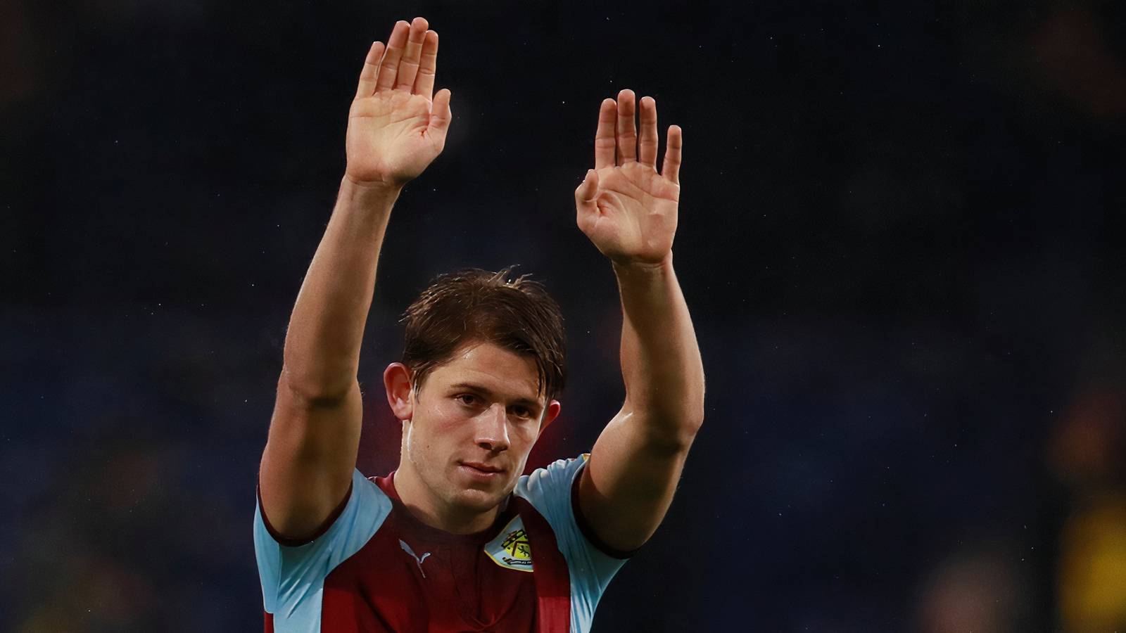 Burnley could sign "outstanding" Esteve replacement who's like Tarkowski