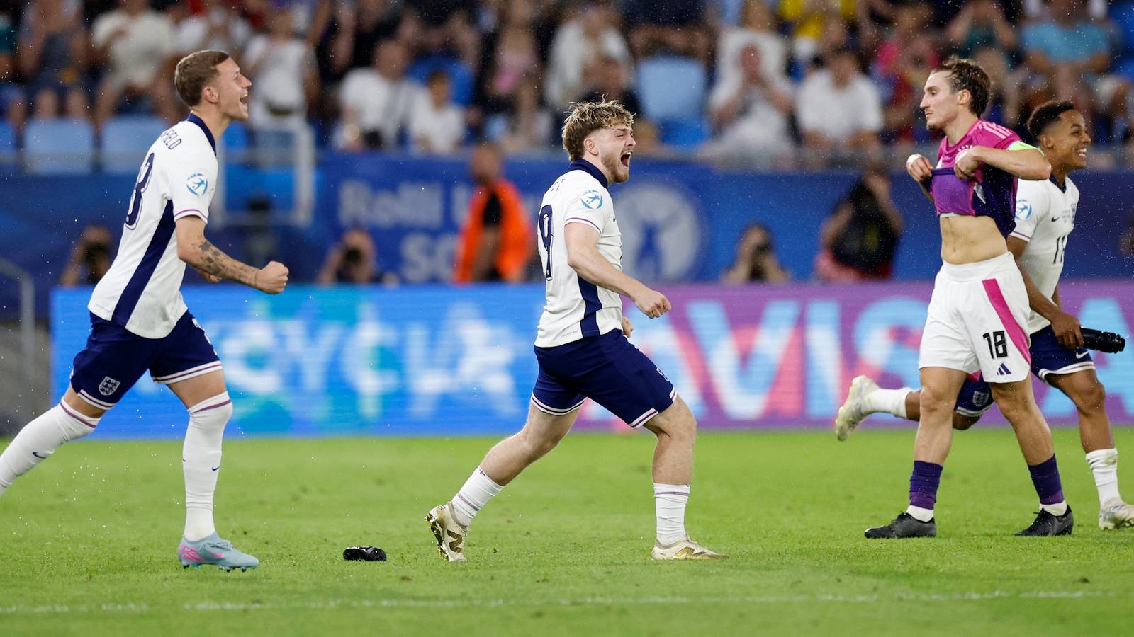 Fulham now open talks to sign "spectacular" £17m U21 Euros star