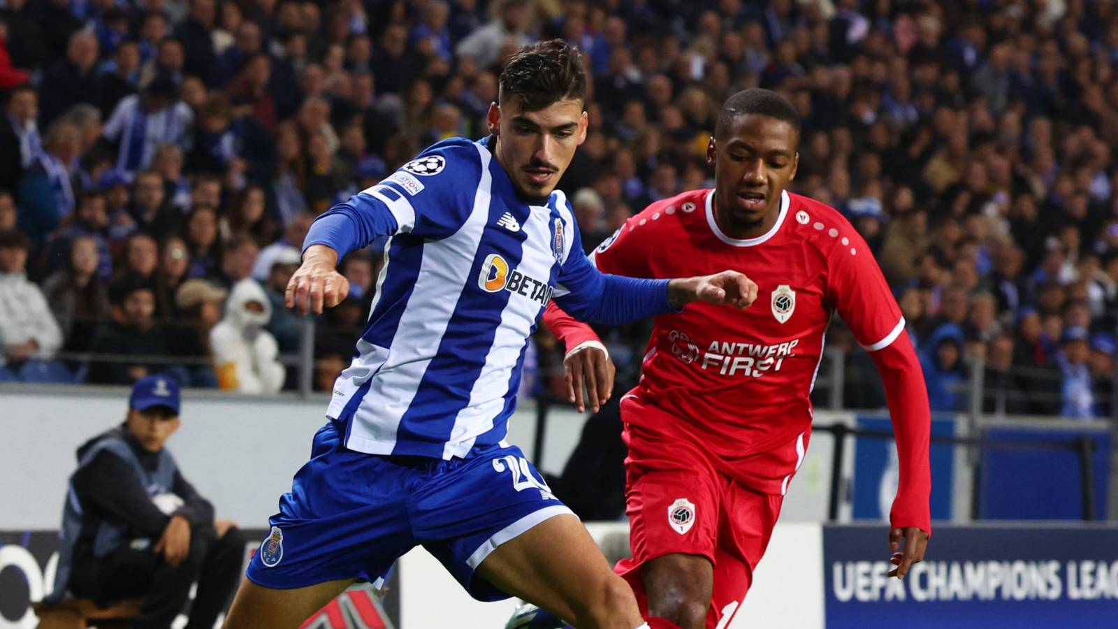 Celtic close to signing Nicolas Kuhn replacement as club desperate to sell